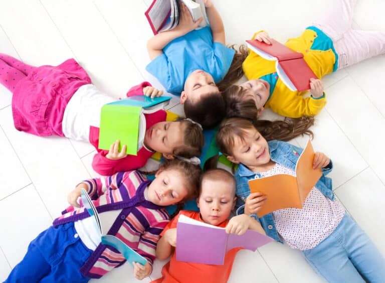 Picture Book Scavenger Hunt with FREE Printable