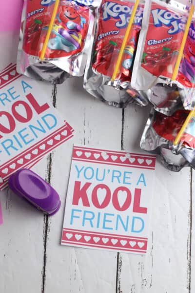 Kool Aid Valentines with FREE Printable! - The Savvy Sparrow