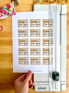 "Ring" in the New Year with these New Year's Eve Party Favors!